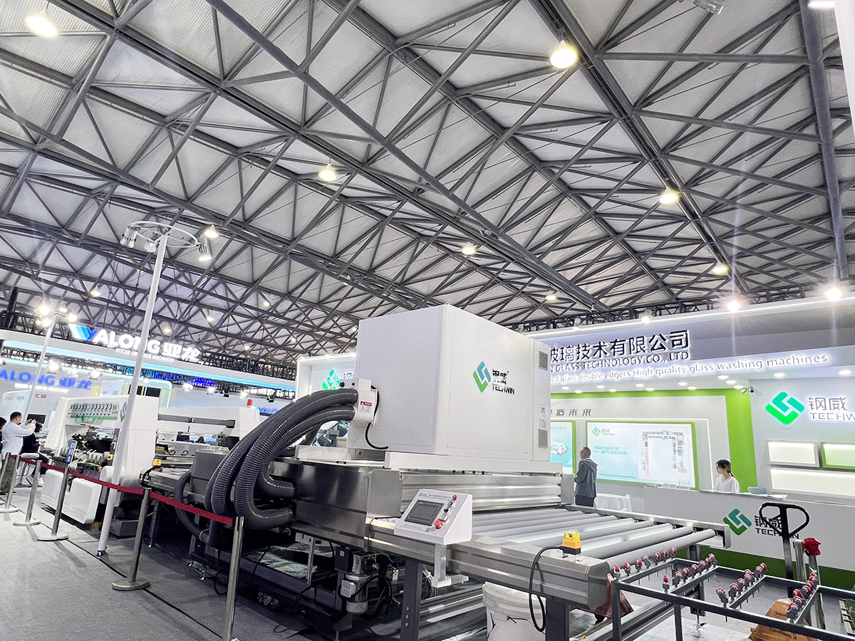 TECHWIN glass double edger at CHINA GLASS 2024 - Fstechwin